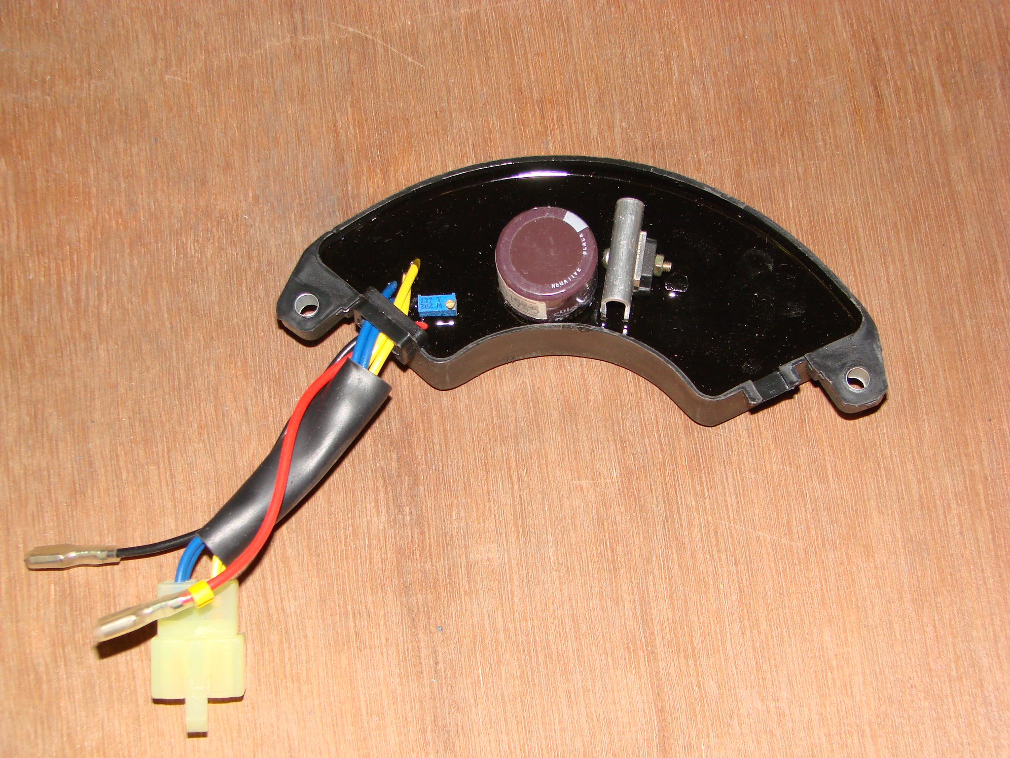 AVR – AUTOMATIC VOLTAGE REGULATOR 5Kw GENERATOR